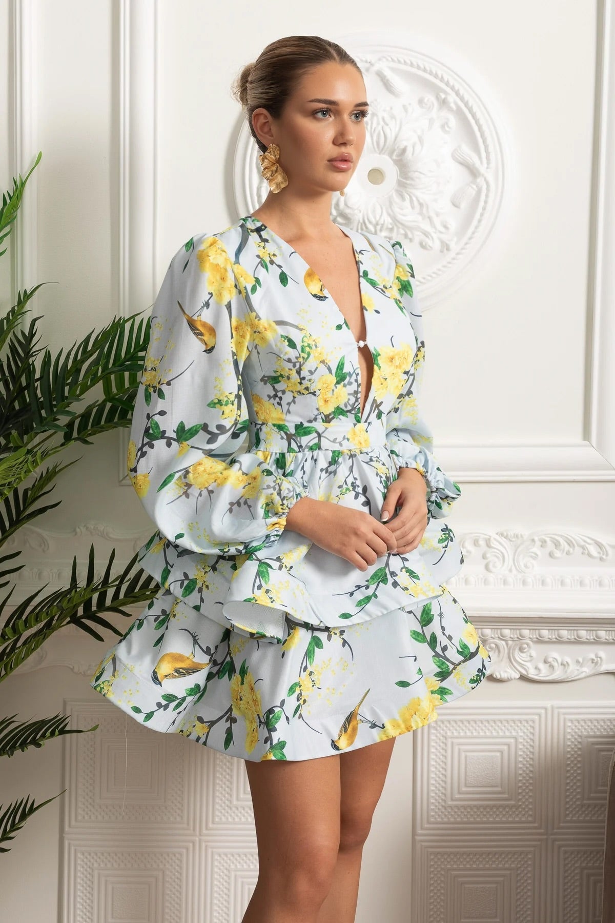 Floral Romantic Mini Dress With Voluminous Sleeves And Peplum Detail